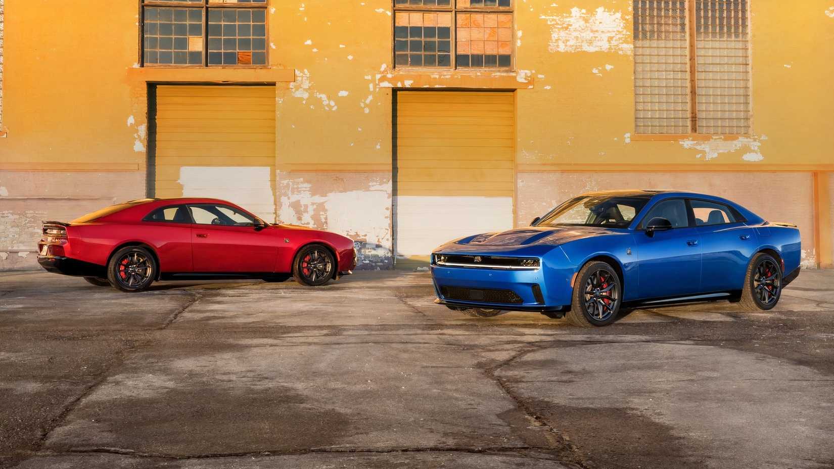 Dodge Charger vs. Challenger: Comparing Performance, Practicality, and ...
