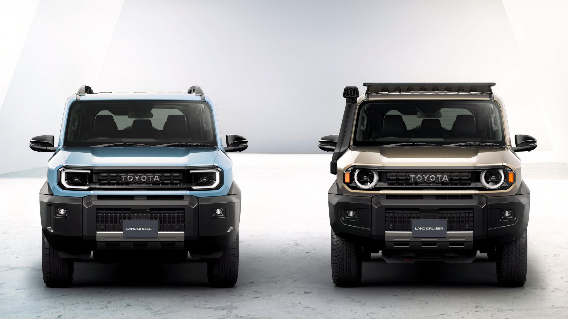 Chinese Range Rover Copy Car Compared Against The Land Rover