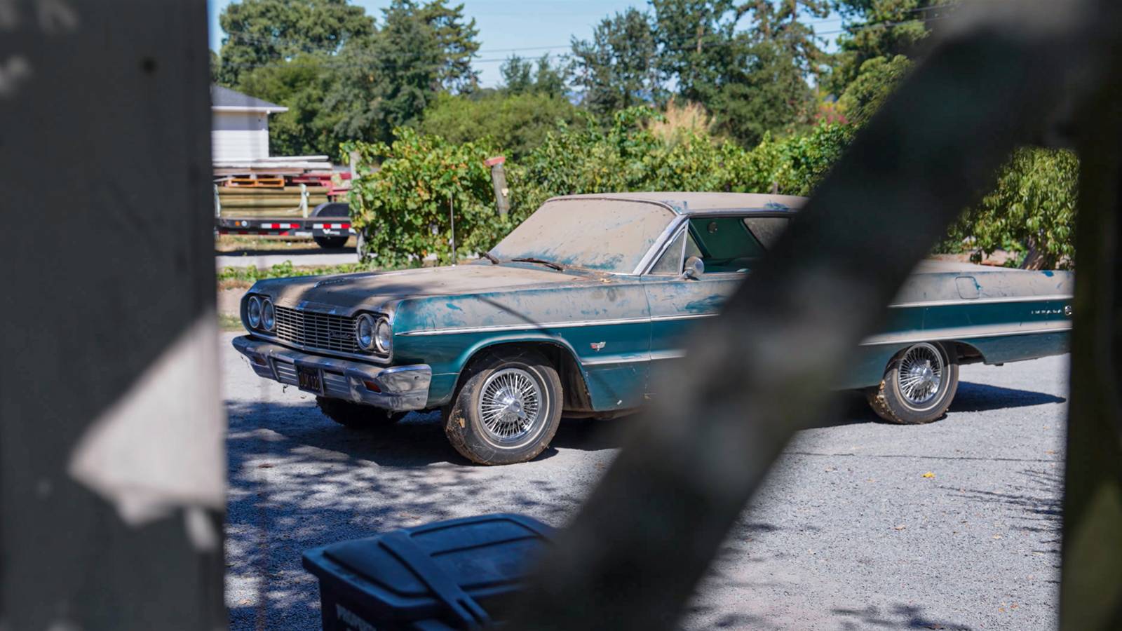 Chevrolet Impala Left To Rot For 24 Years Is A Brand-New Barn Find