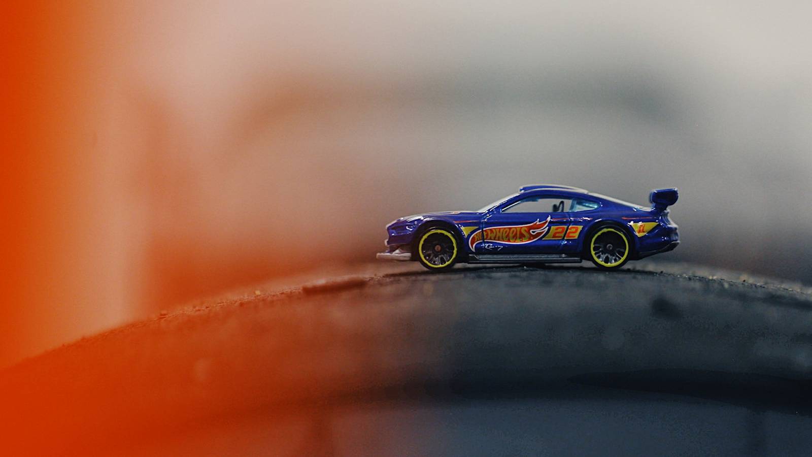 2019 Guinness World Record For Longest Hot Wheels Track Set By NASCAR's ...
