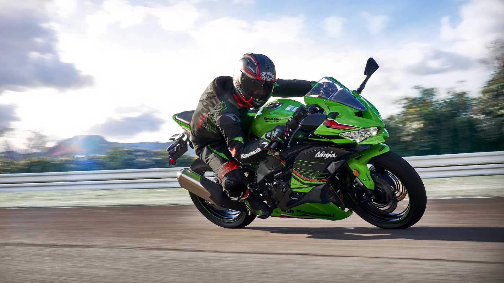 The Kawasaki ZX-4R Is The Cheapest Inline-4 Bike Available Today