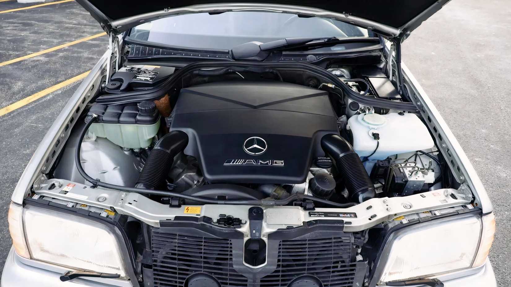 World's Cheapest V8 AMG: The Mercedes AMG C43 Costs Just $5,000 In 2025