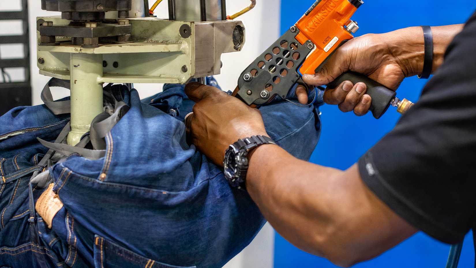 Exclusive Infiniti Interview Reveals The Robot That Protects QX60 Seats