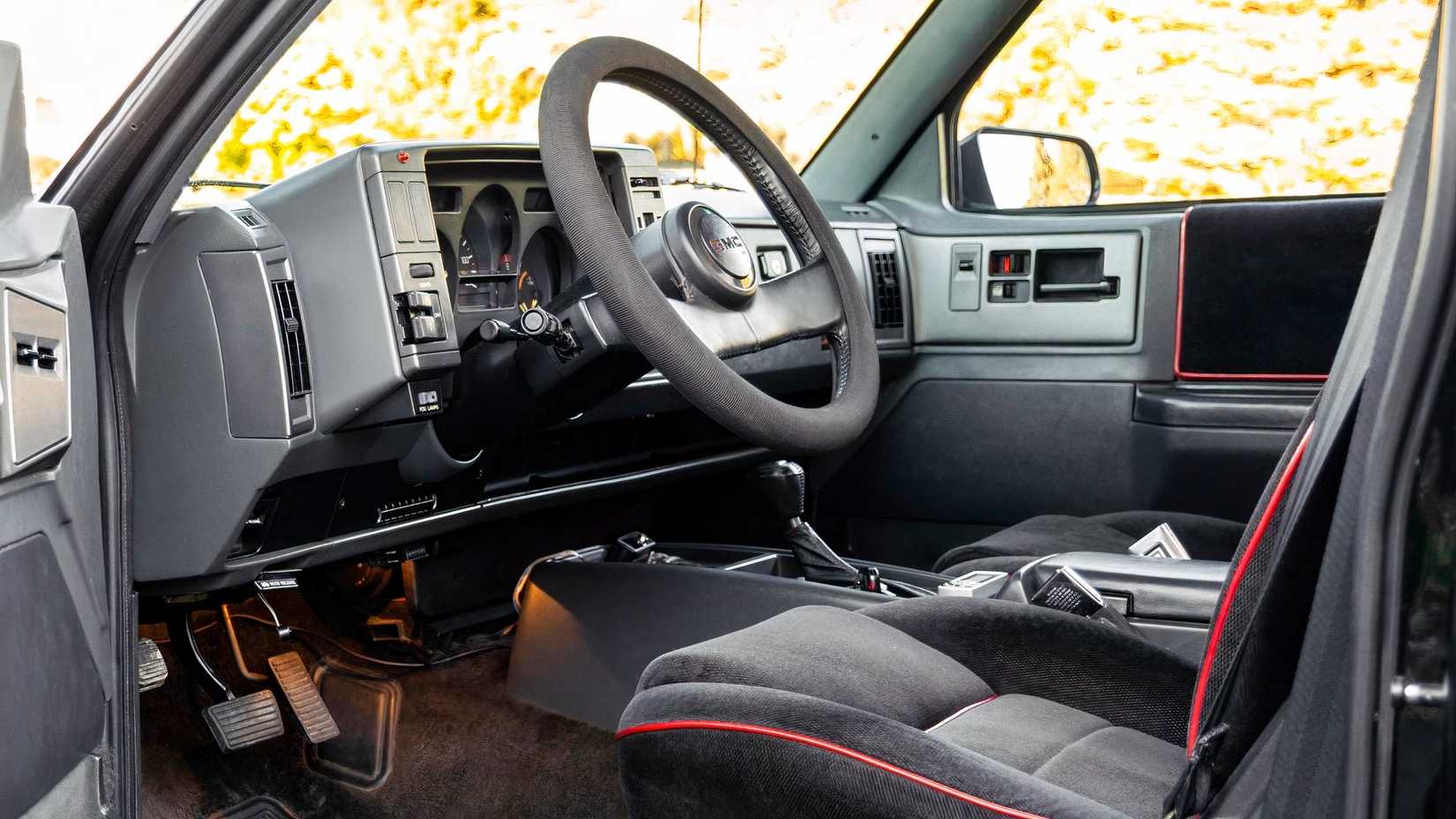 1991 GMC Syclone Once Owned By Ted Nugent Still Outruns The ’90s Supercars