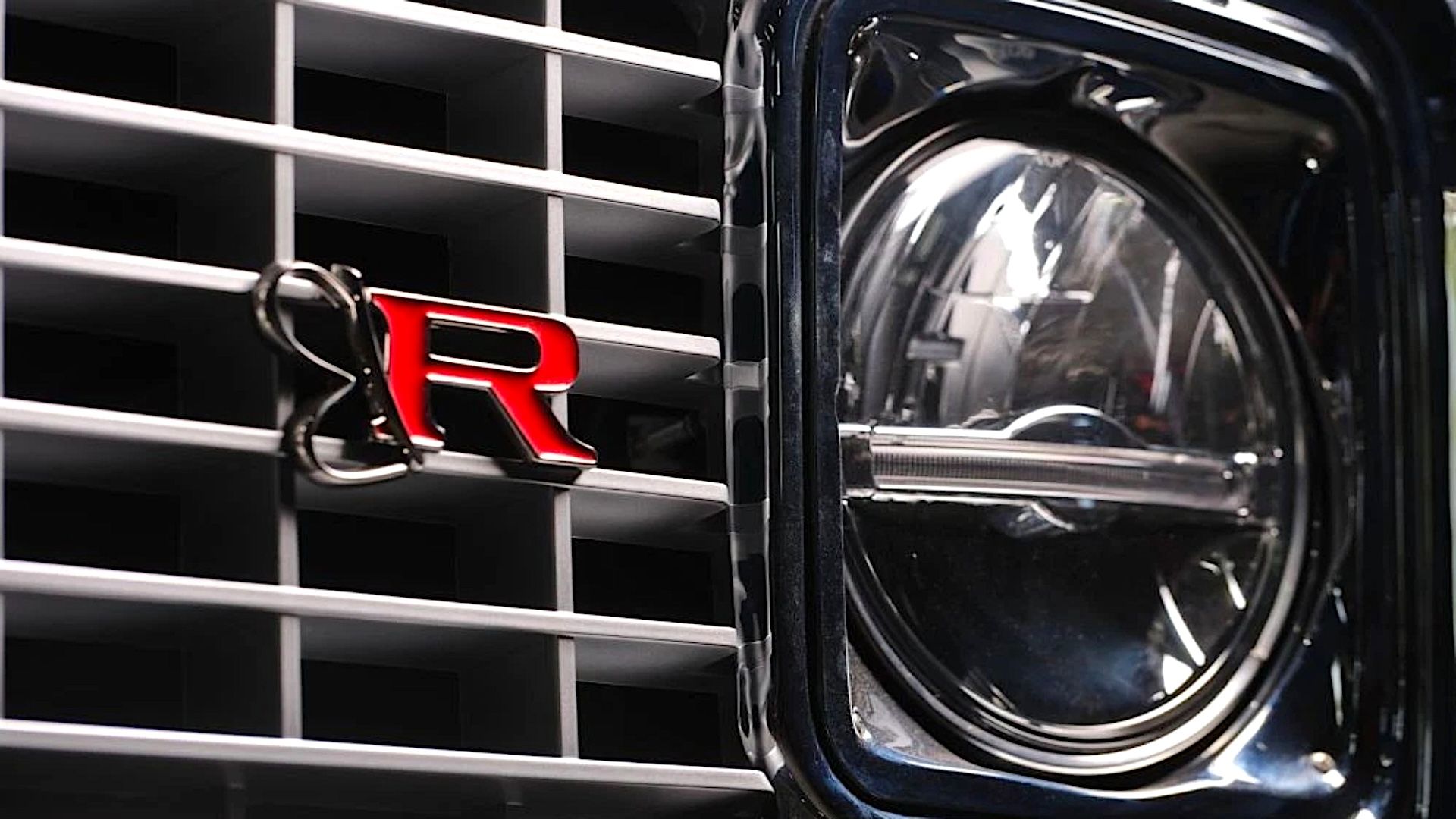 A Detailed Look At Robocop's Car, The 6000 SUX