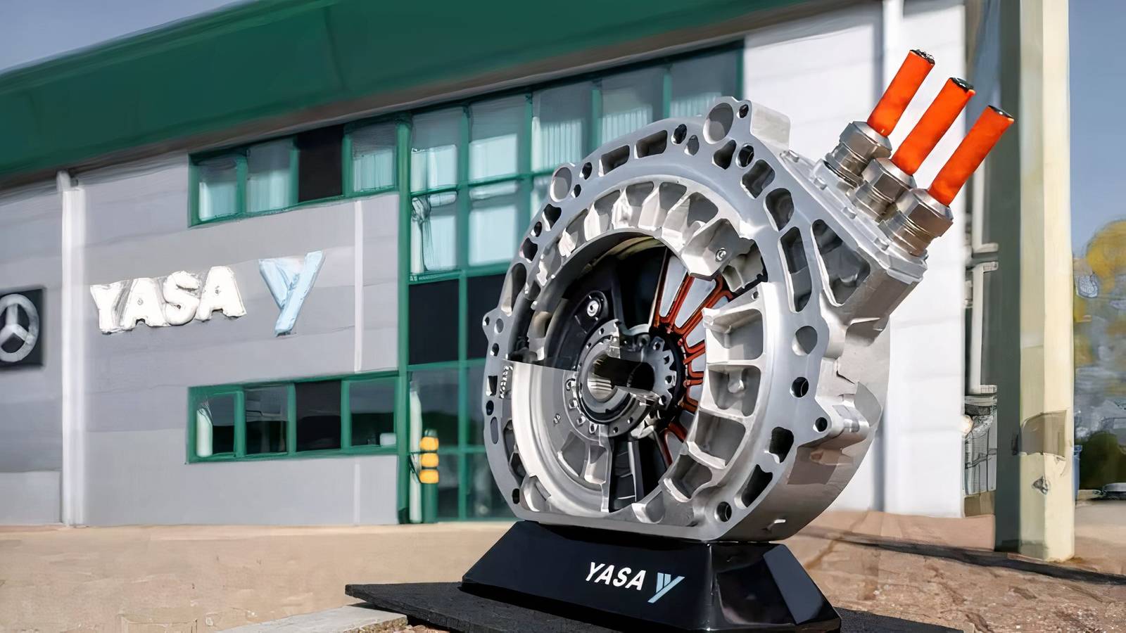 Mercedes’ New 28-Pound Axial-Flux Motor Produces Over 1,000 HP