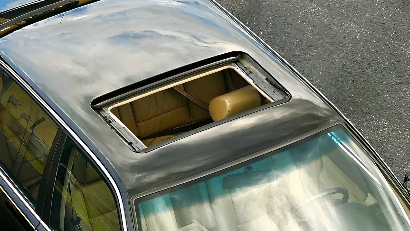 The E32 BMW 7 Series Is The Cheapest V12 Sleeper