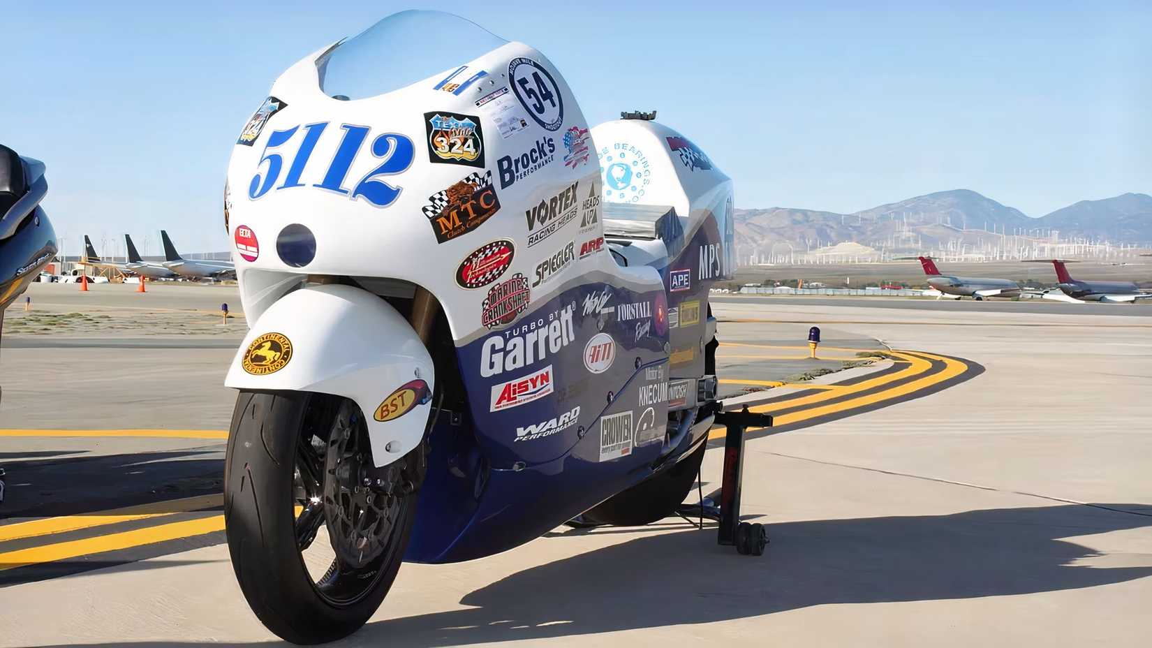 This 2000 Suzuki Hayabusa Was The Fastest Bike In The World