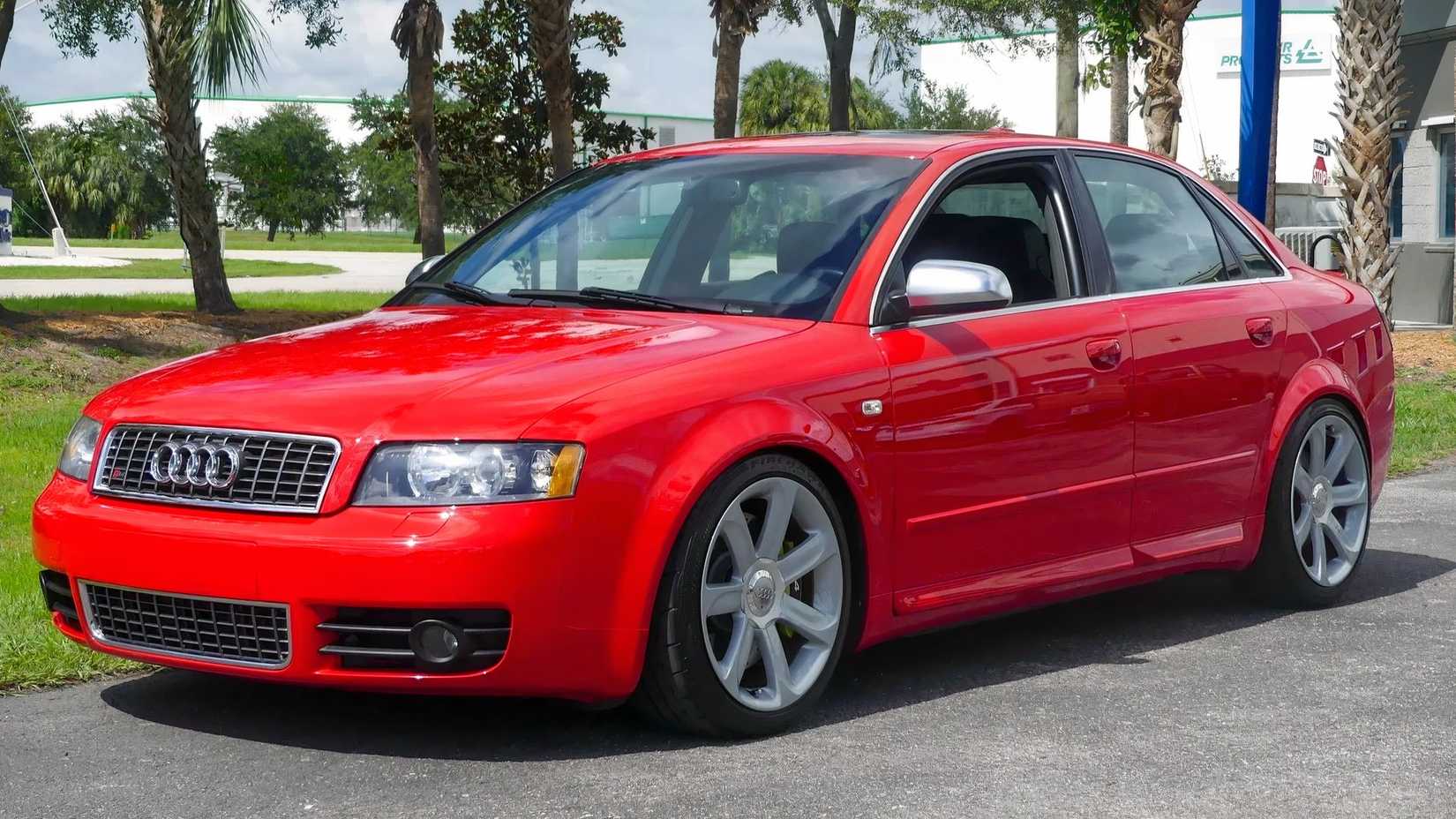8 Sleeper Sedans That Are Secretly For Enthusiasts