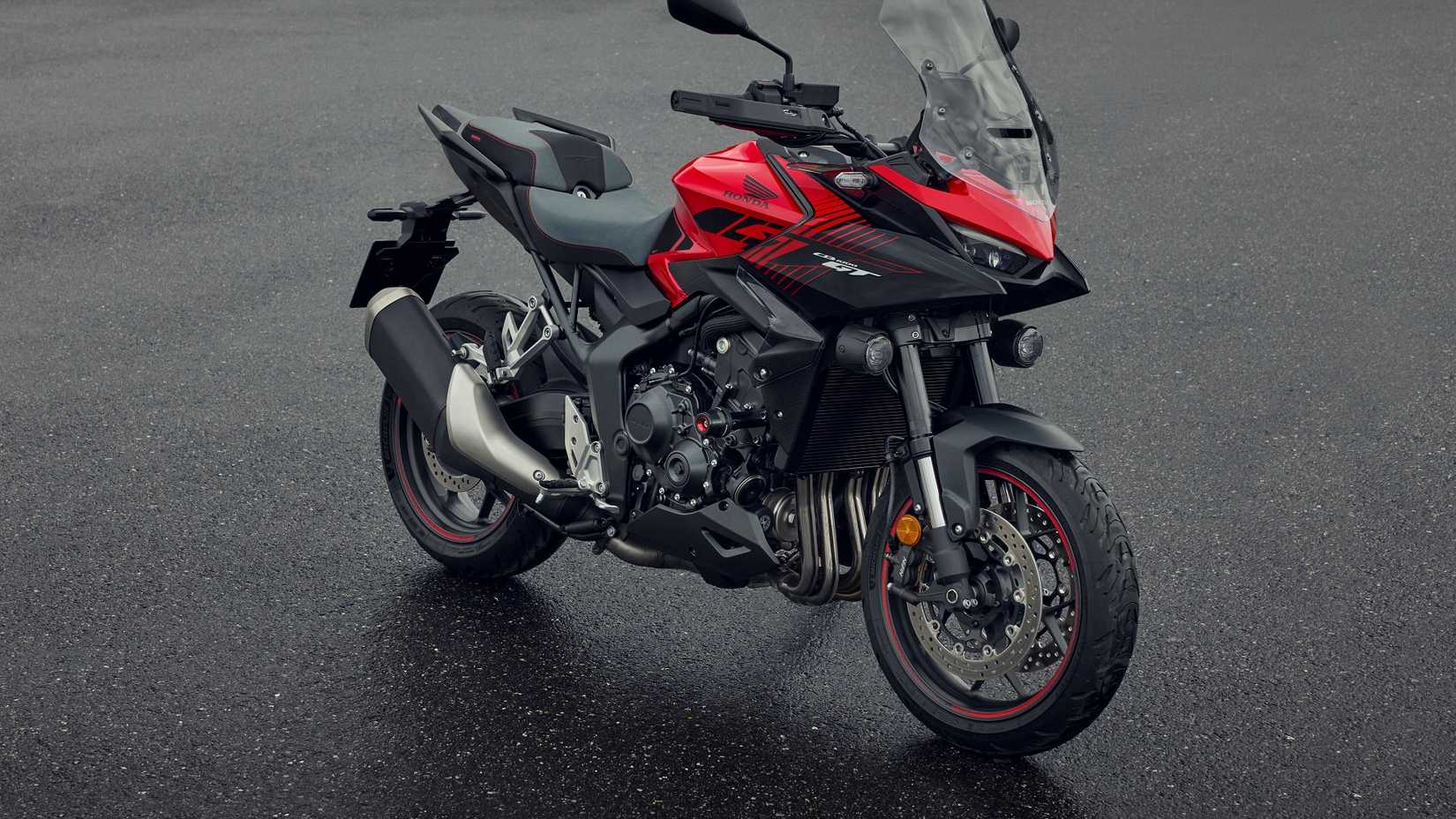 Honda’s CB1000GT Packs Superbike Heat In A Touring Suit
