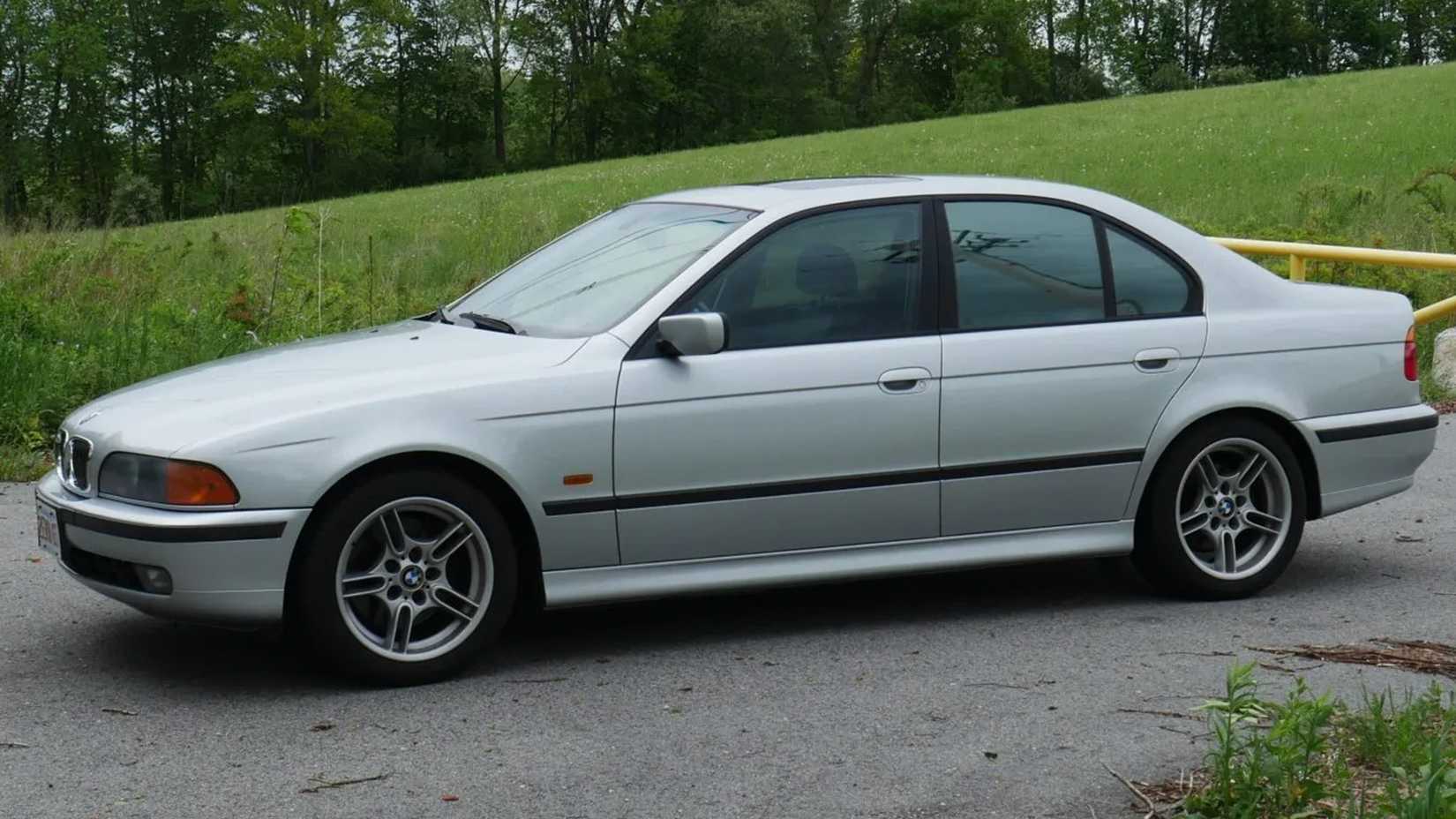 10 Brands That Consistently Build The Best Sleeper Cars