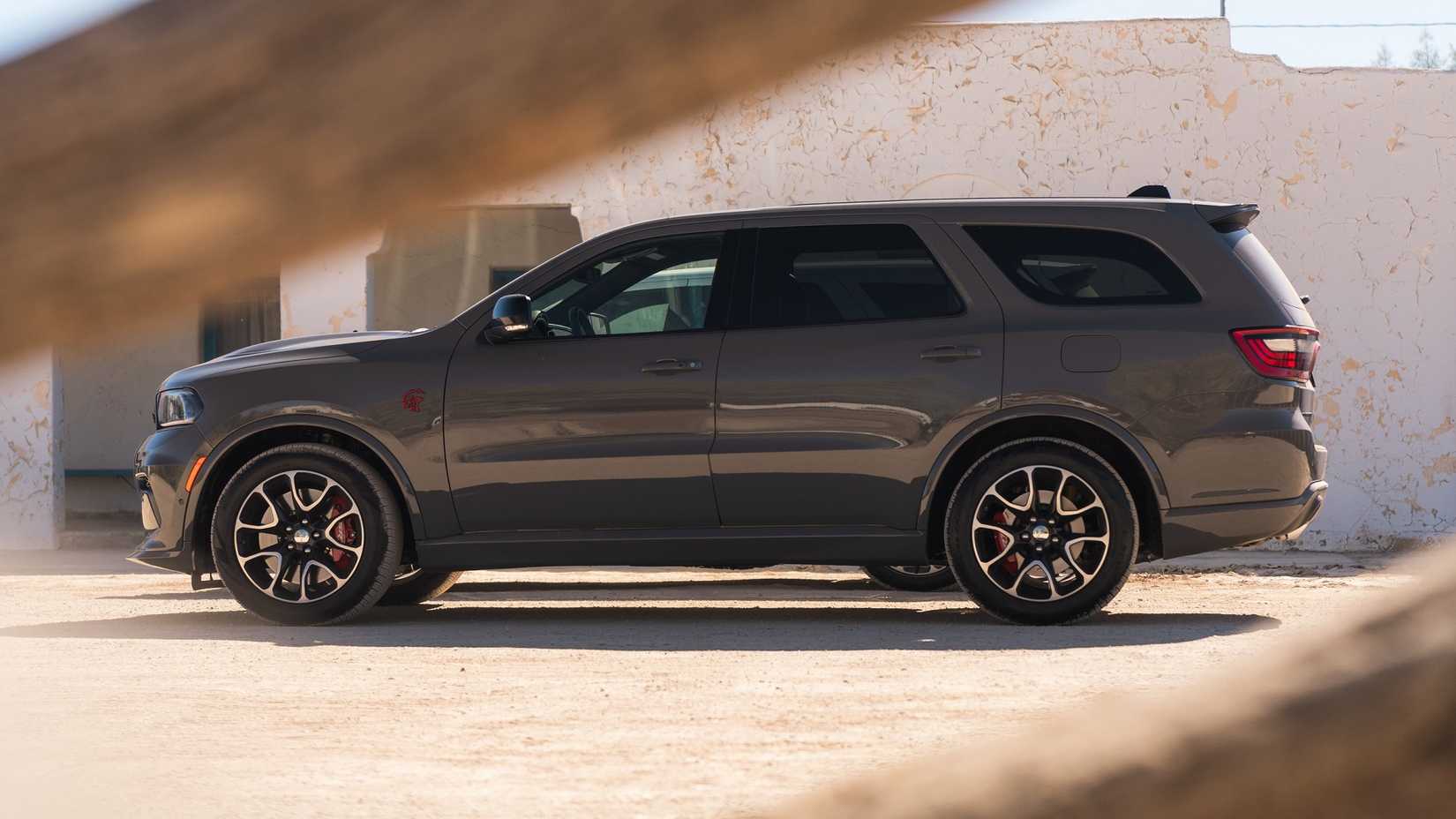 The Dodge Durango Isn't V8-Only Anymore And That's Actually A Good Thing