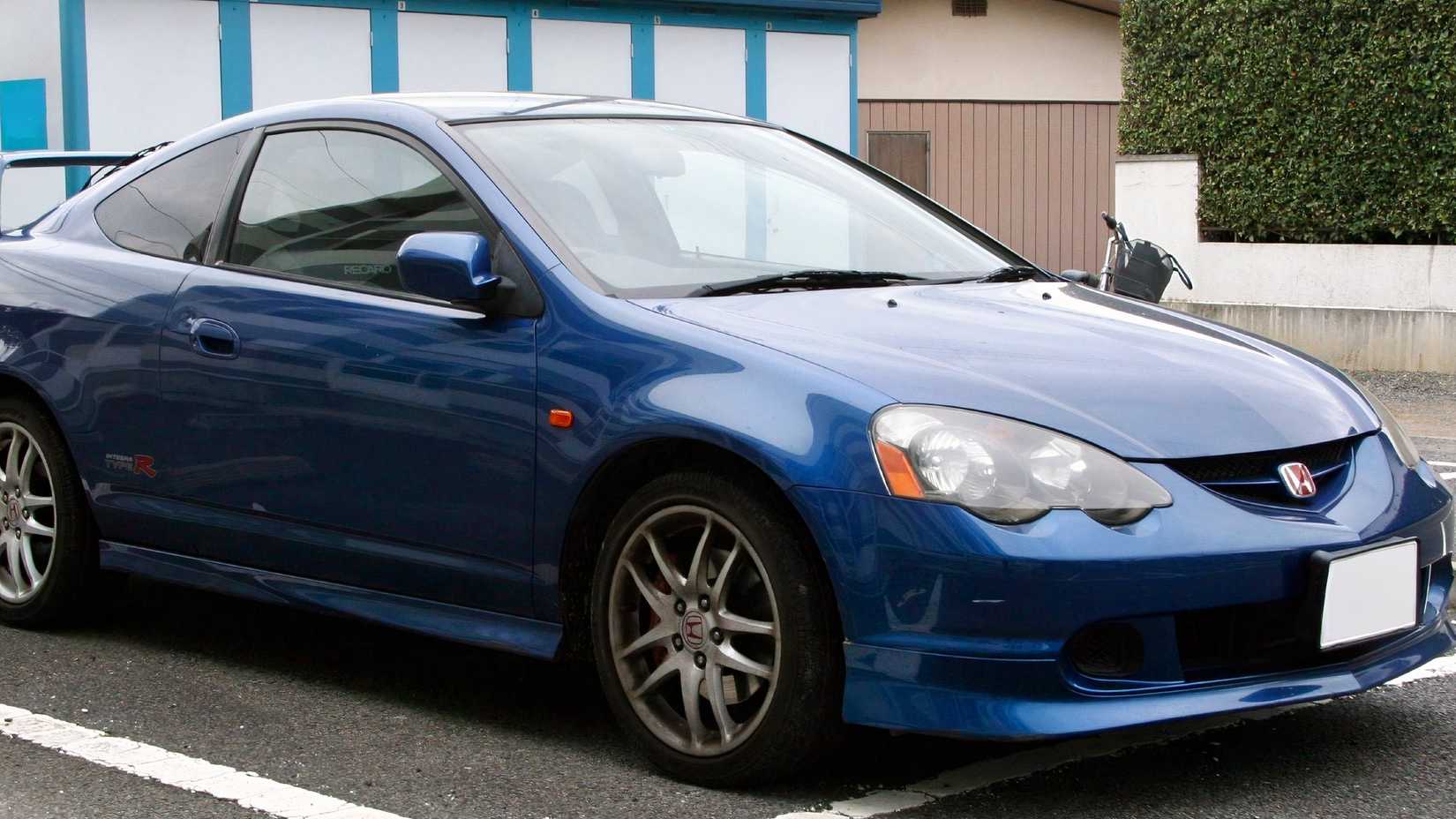 8 Coolest Cars You'll Finally Be Able To Import In 2026