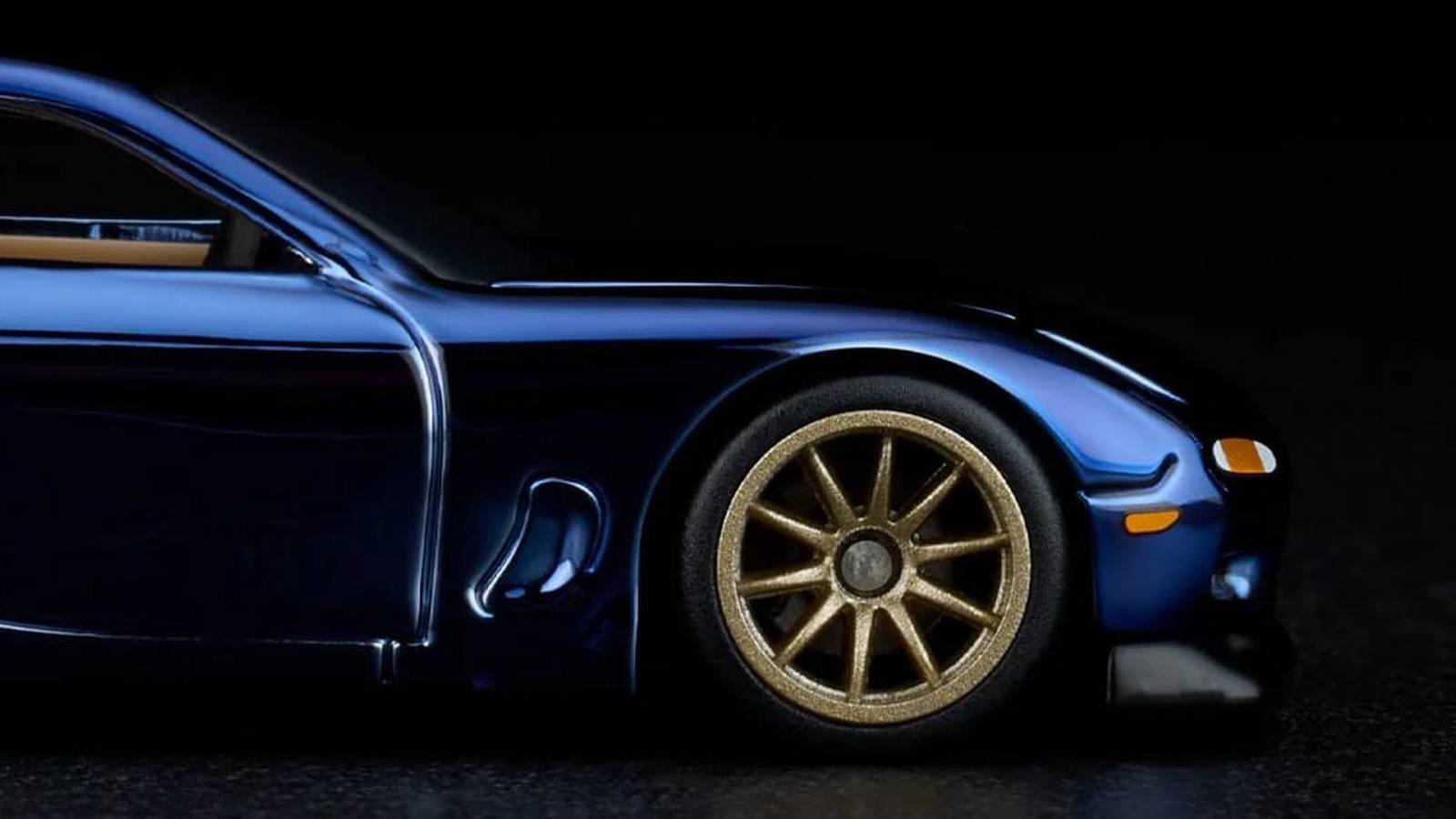 Hot Wheels Releases Limited-Edition 1993 Mazda RX-7 R1 Diecast