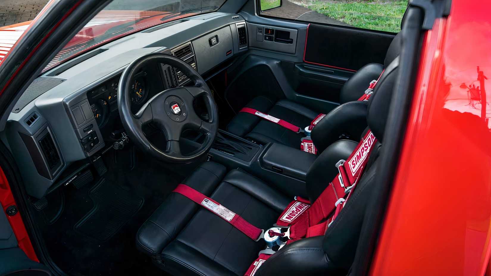 This American Pickup Truck Was Faster Than Some Ferraris (And Nobody ...