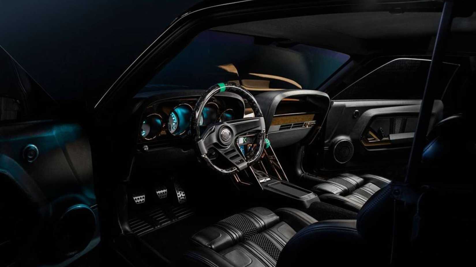 Ringbrothers Unveil 800-HP “Kingpin” 1969 Mustang Mach 1 at SEMA 2025