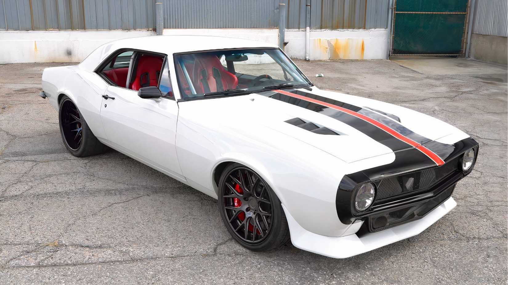 1967 Chevy Camaro Goes Full Restomod With 1,200-Horsepower Twin-Turbo LS