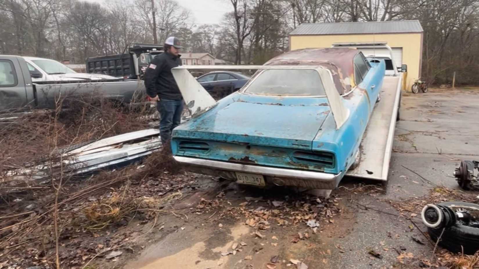 Barn Find Friday: A Superbird Jackpot, A Forgotten GT-R, And A One-Of ...