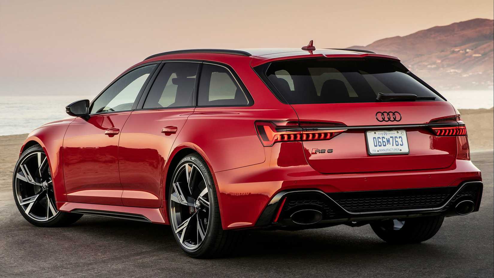 10 Powerful Cars That Nail The Sweet Spot Between Comfort And Performance