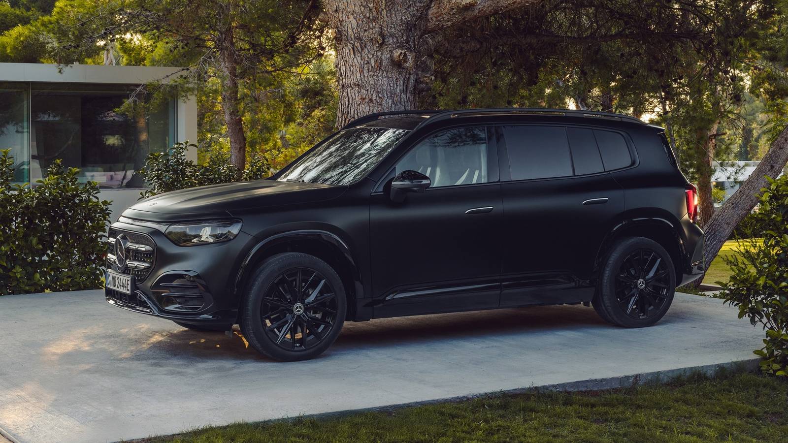 New Mercedes GLB Packs 349 HP, 800-Volt Tech, And A Third Row