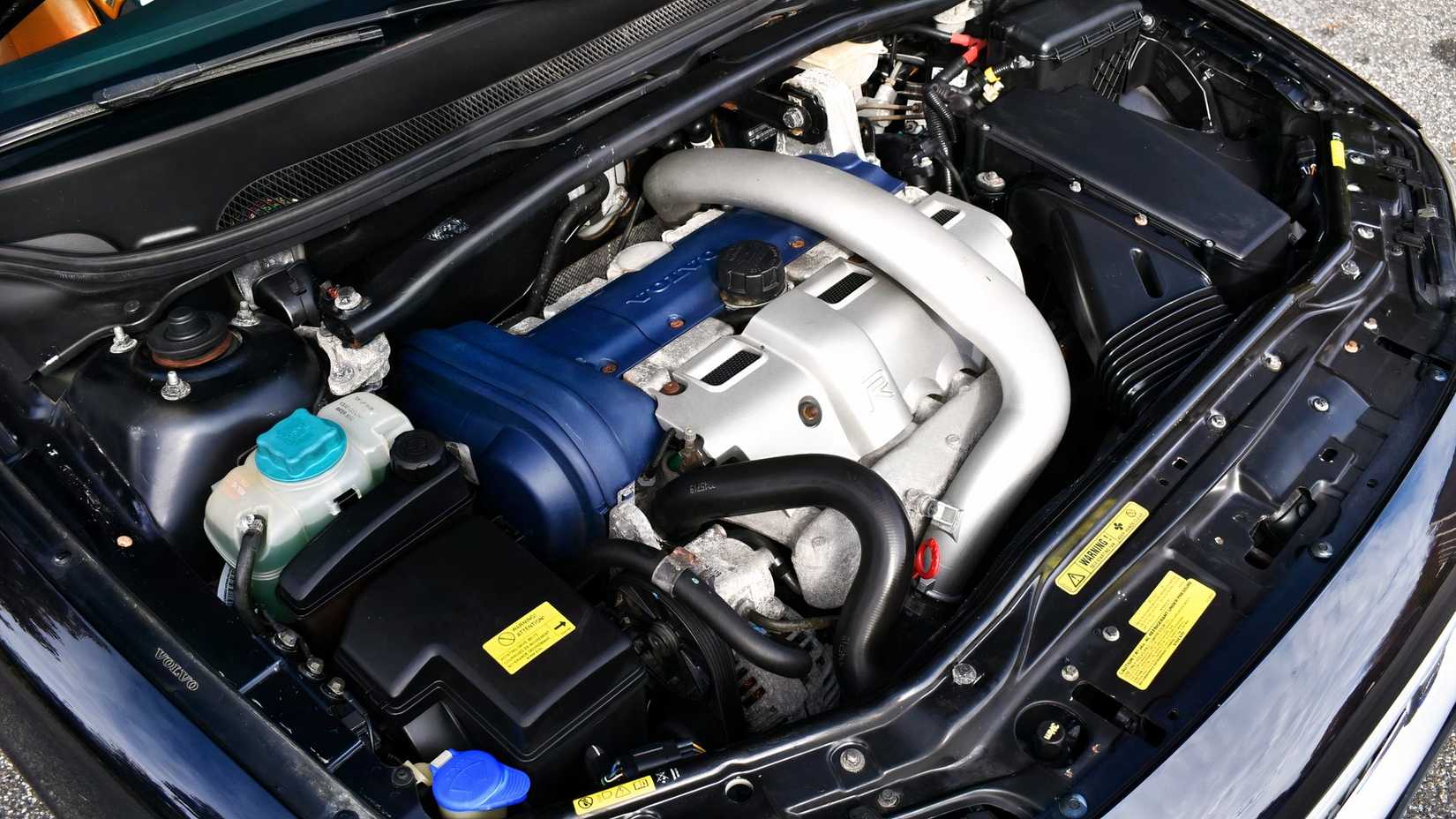 10 Forgotten Performance Engines That Were Way Too Wild For Their Cars