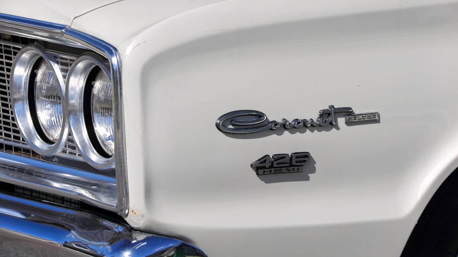 The First Production Car To Break 400 Horsepower