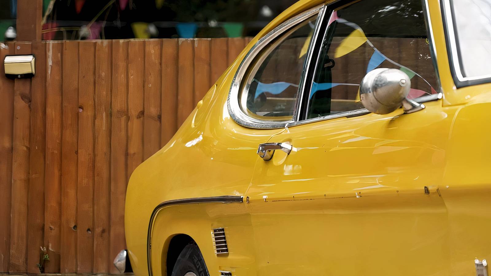 Richard Hammond Takes James May For A Ride In His Last Car From The ...