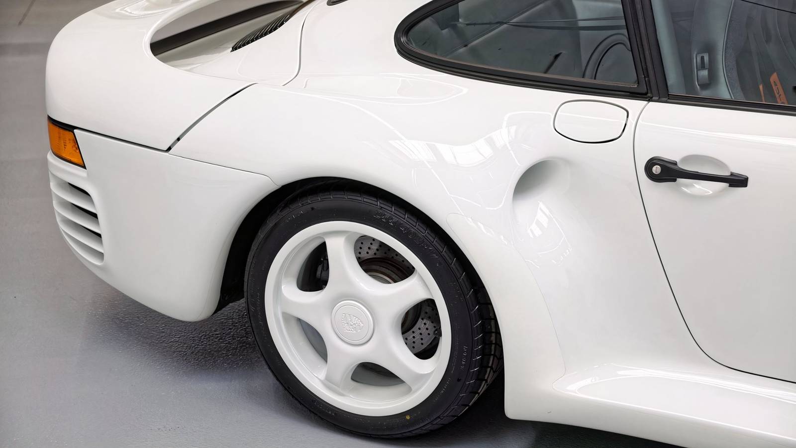 The First Production Car To Break 500 Horsepower