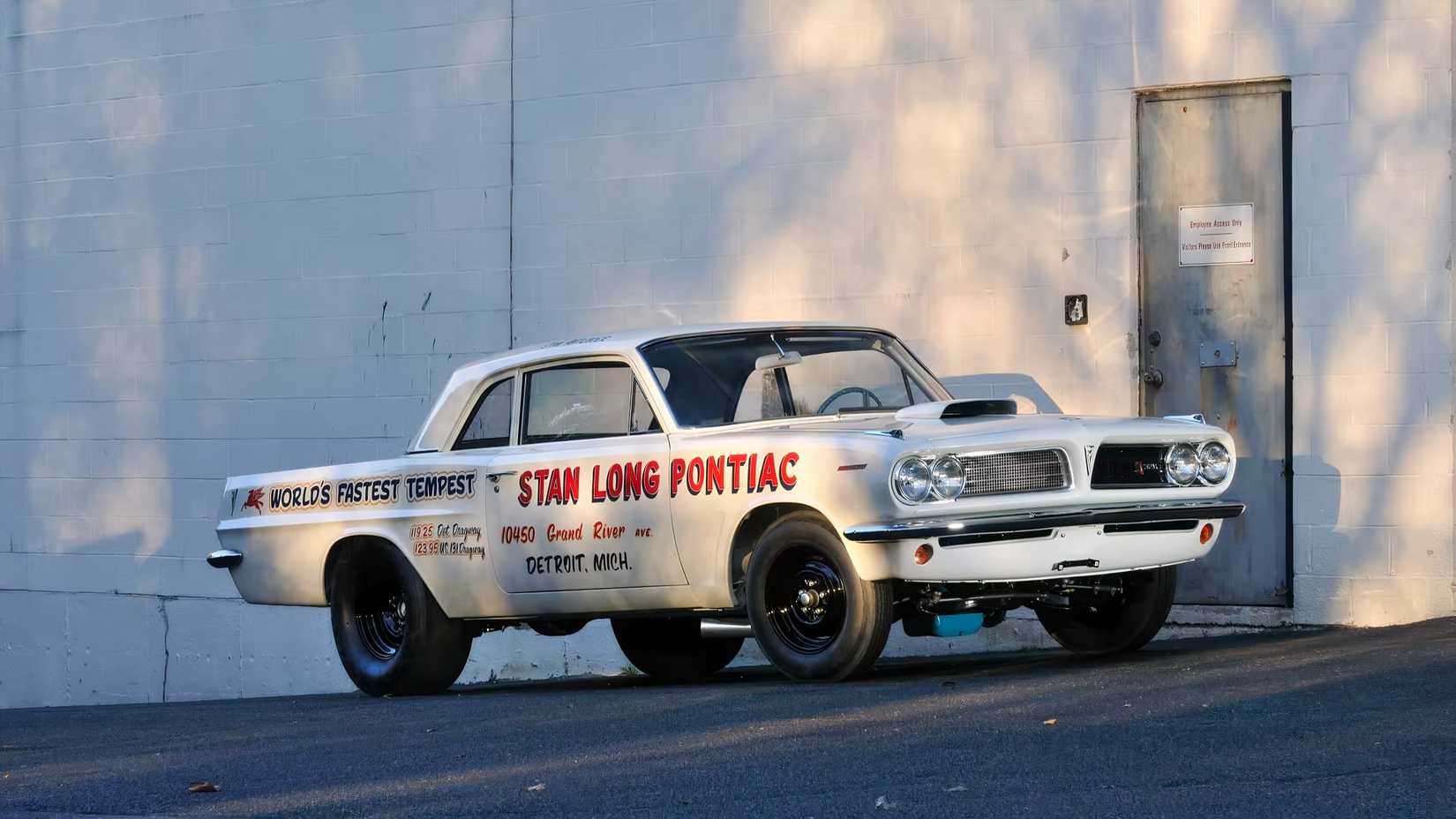 Ford's Rarest Fairlane Had Van Seats, No Heater, And 600 Horsepower
