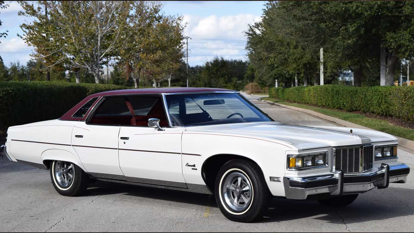 Pontiac's Rare 455 Sedan Almost Nobody Bothered To Save