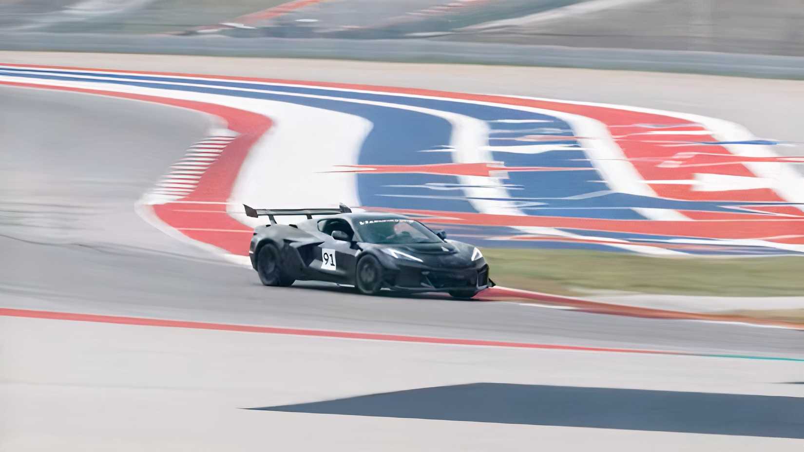 Corvette ZR1 Outperforms McLaren P1 on Famous US Race Circuit