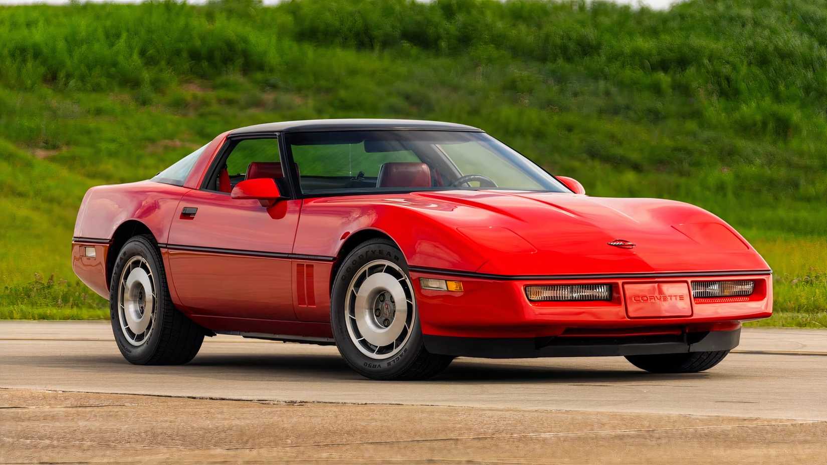 Chevrolet's First Mid-Engine Supercar Was Decades Ahead Of Its Time