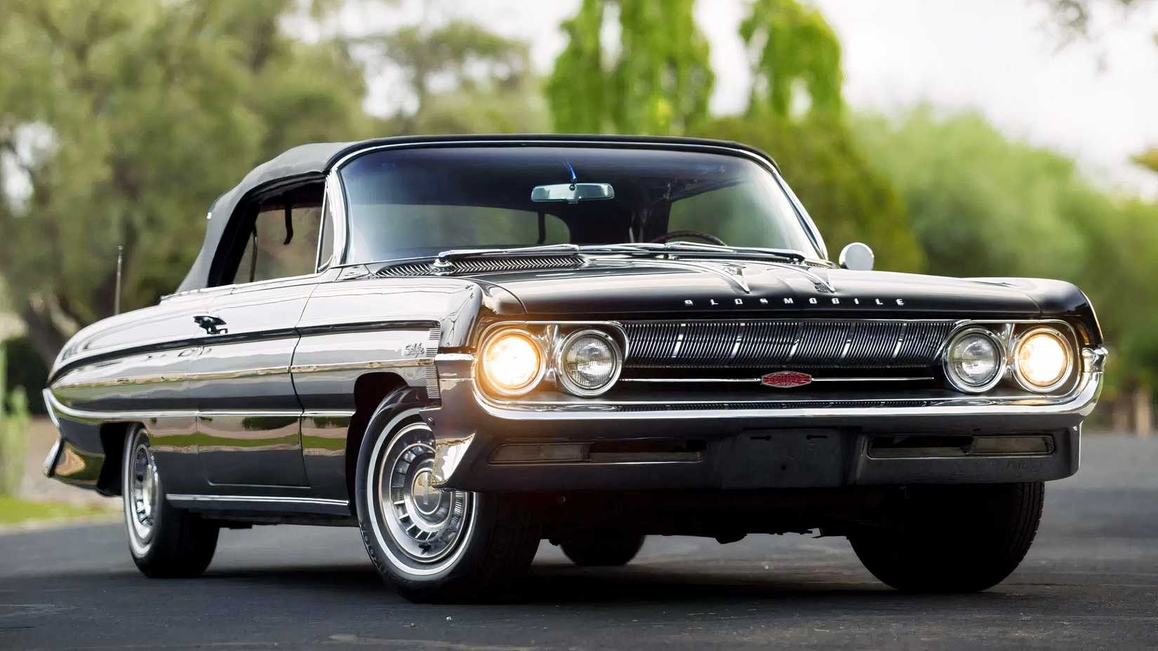 1961 Oldsmobile Starfire Specs, Price And Why It’s Forgotten