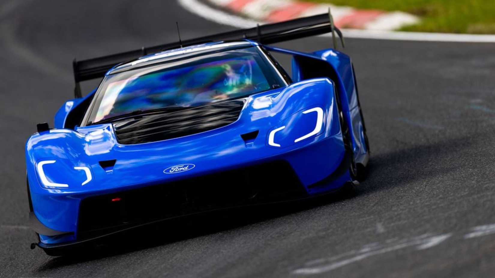 The Ford GT Mk IV Just Buried The Corvette 100 Miles Under Nürburgring