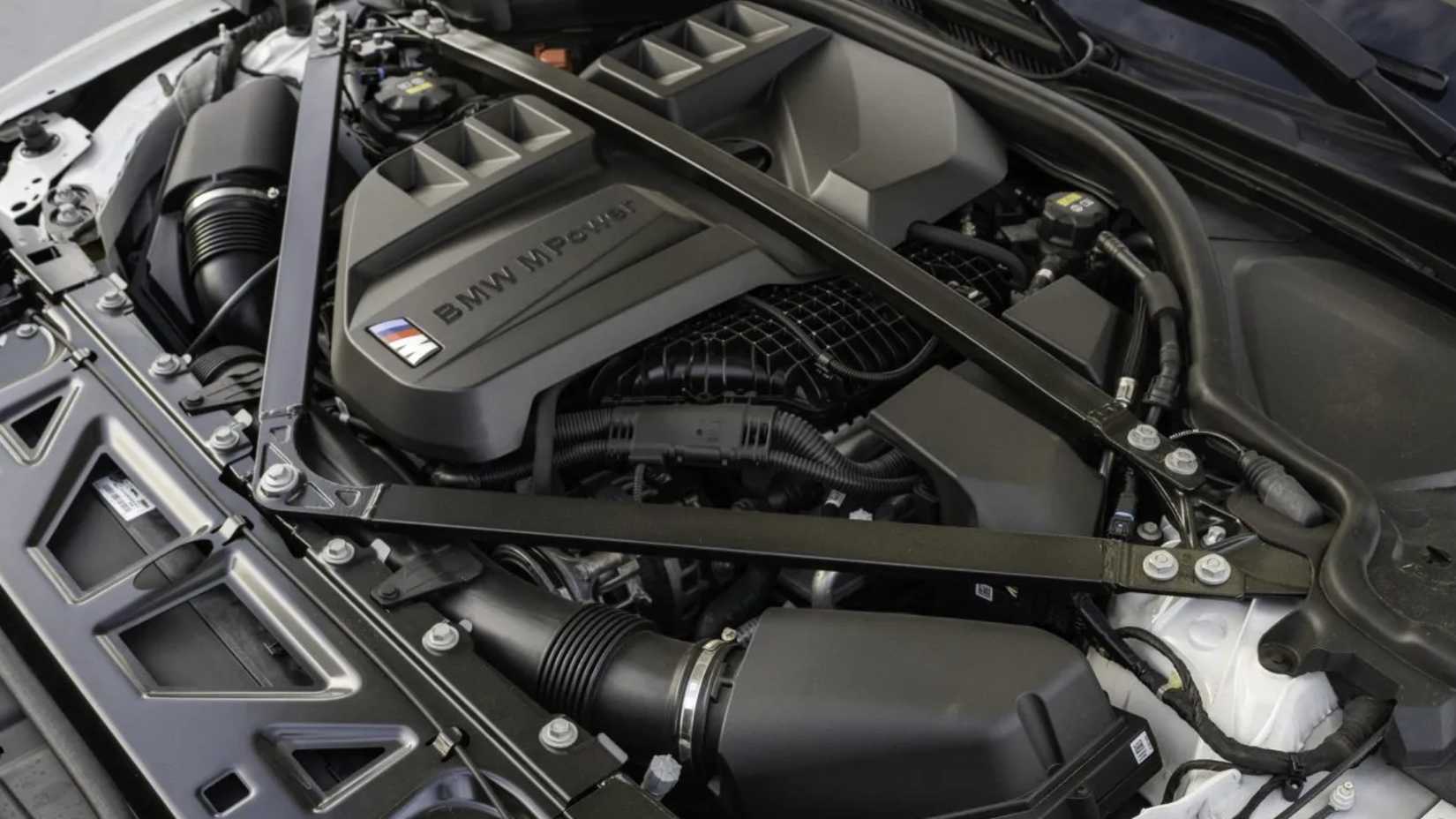 The Inline-Six Comeback Nobody Expected That's Beating V8s