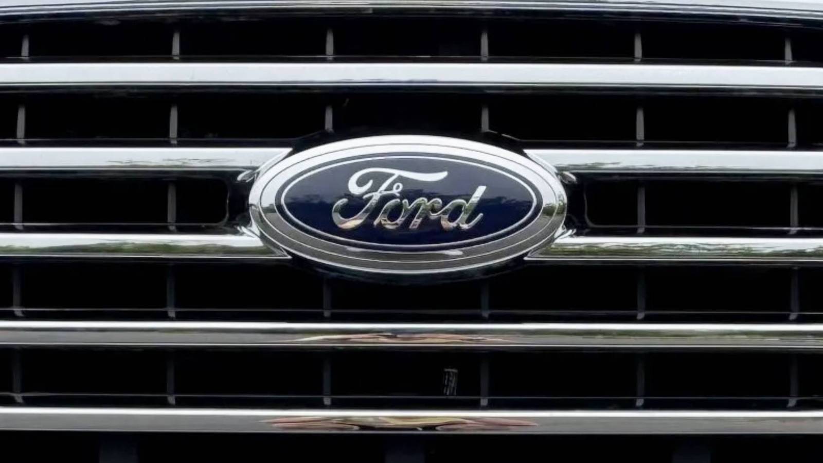 Ford's AI Experiment Failed — So It's Bringing Back the 'Gray Beards'