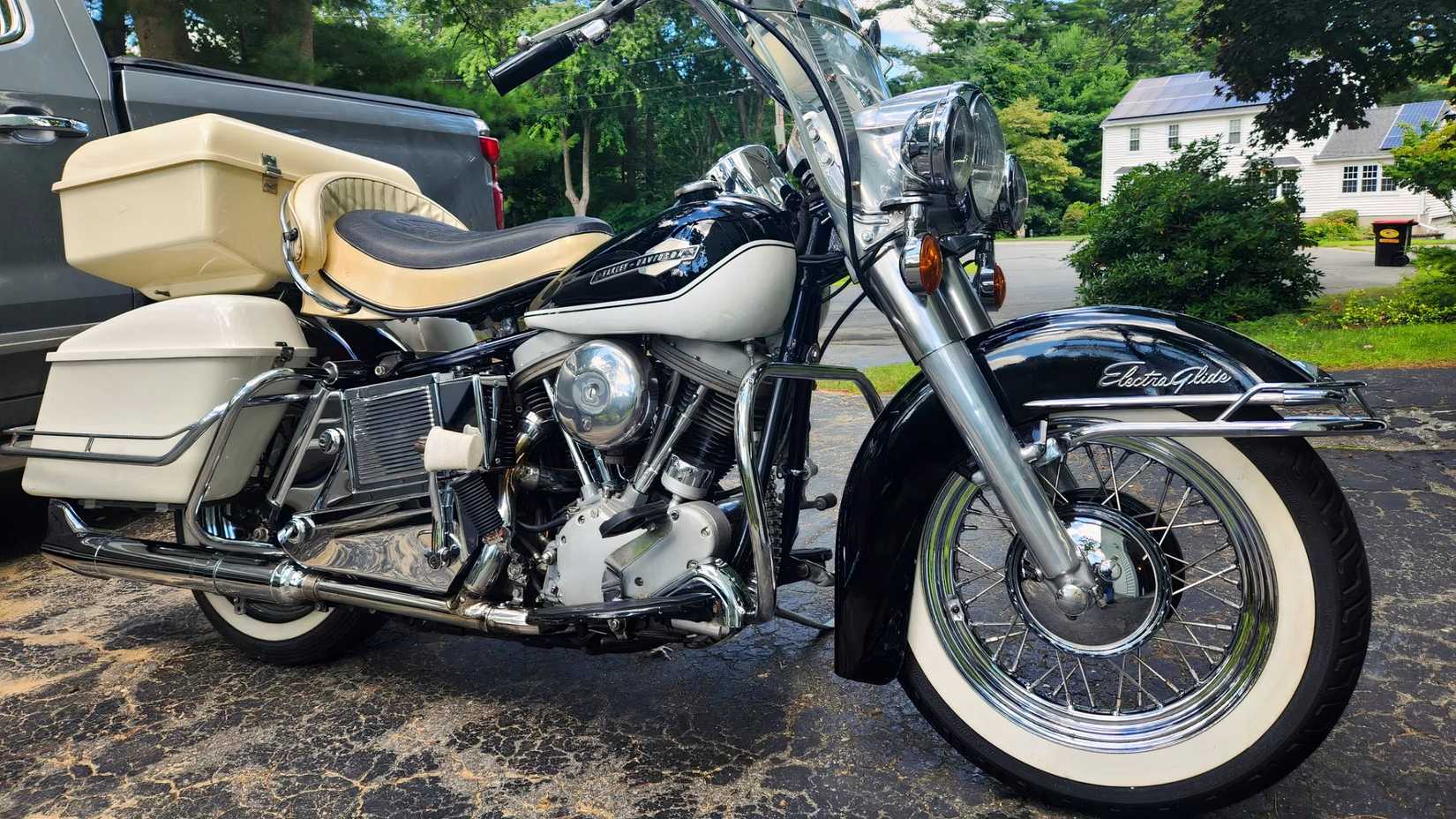 Vintage Harleys Real Riders Quietly Pay Premium For