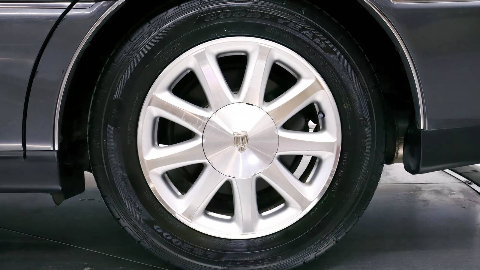 Toyota Once Made A Luxury Performance Sedan Most People Forgot
