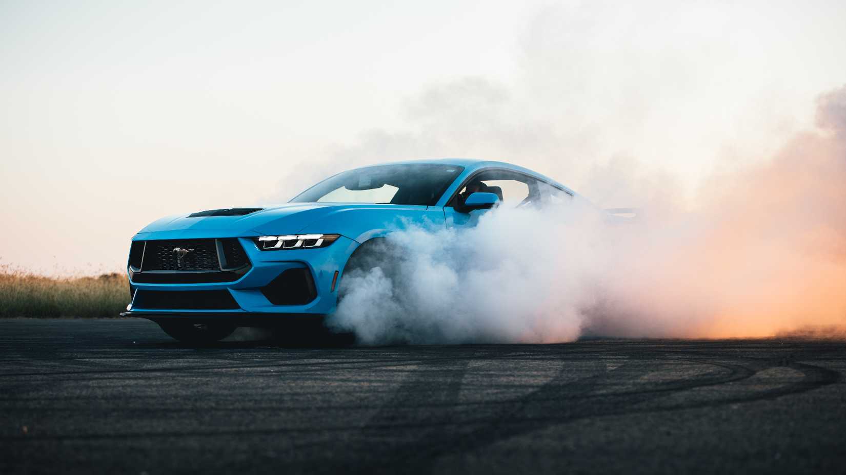 Roush's New 810-HP Mustang Supercharger Fits Under The Factory Hood ...