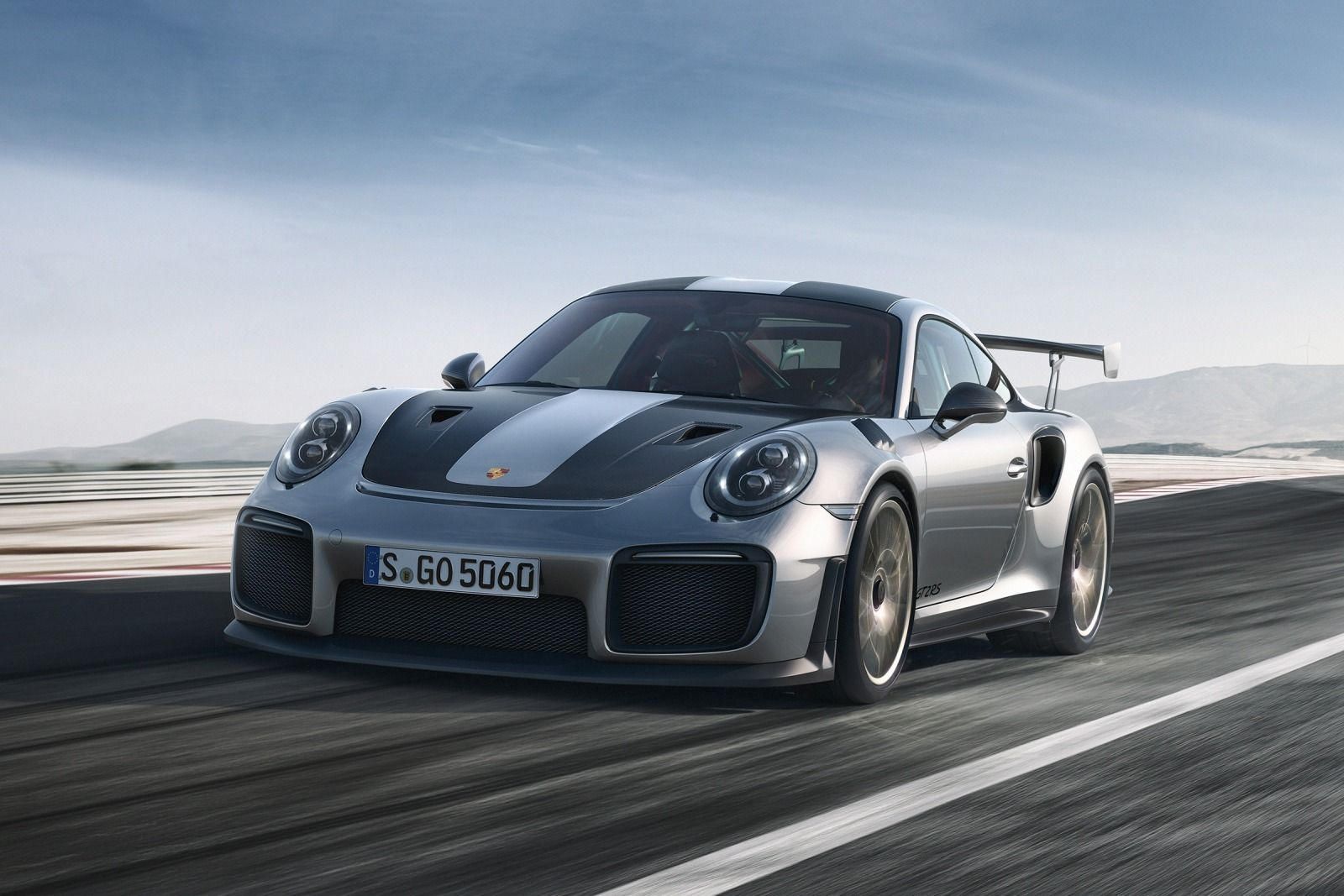 The Fastest Cars That Hold Lap Records At The World’s Most Famous Tracks