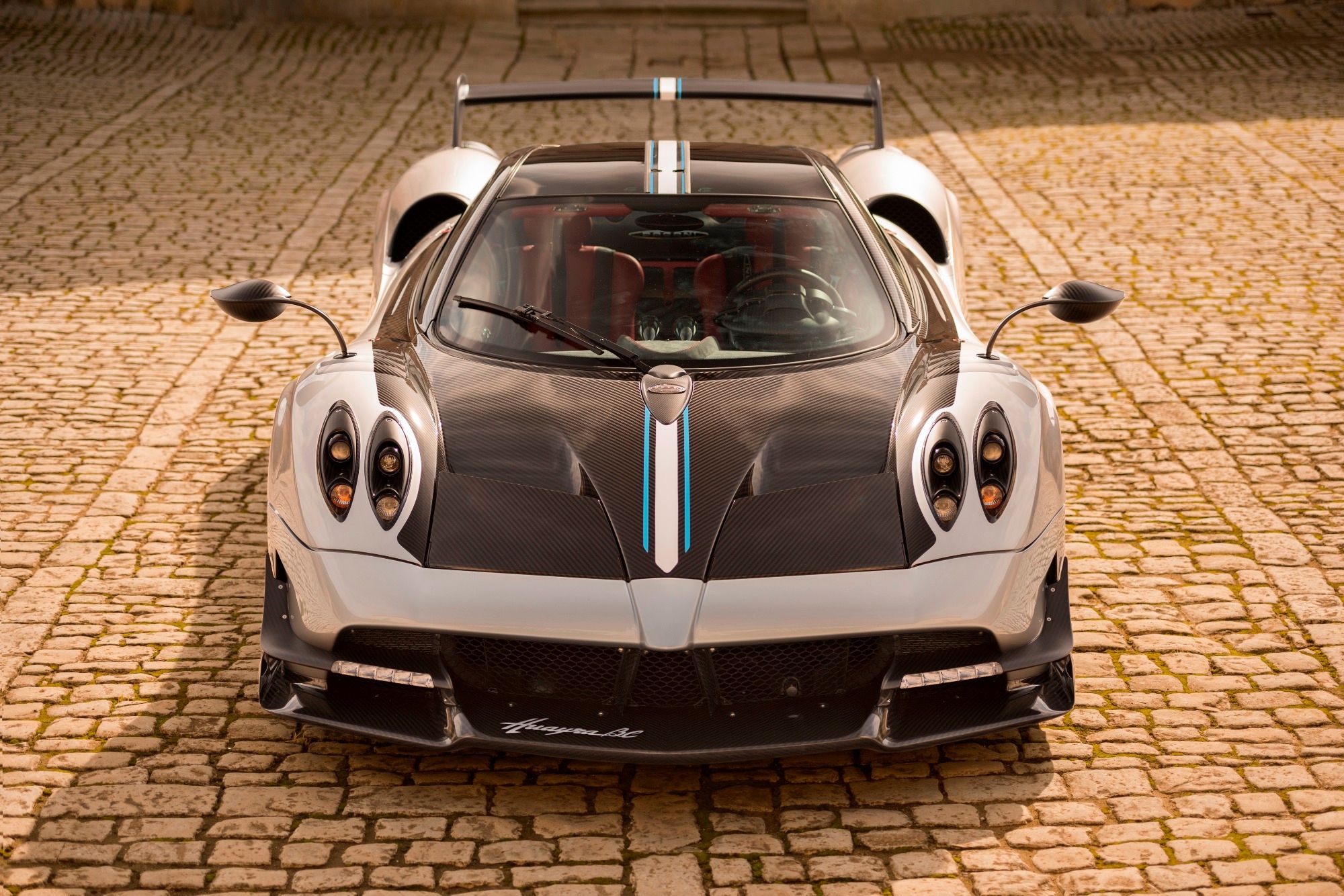 The Fastest Cars That Hold Lap Records At The World’s Most Famous Tracks
