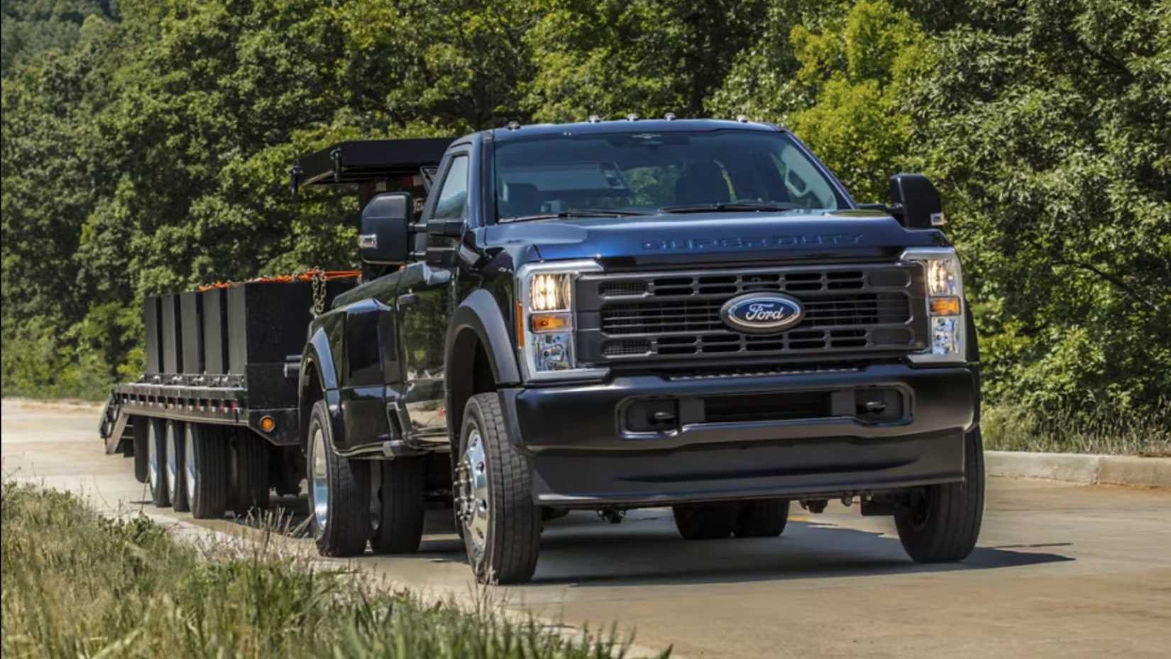 10 Highest-Torque Pickup Trucks That Pull Like Locomotives