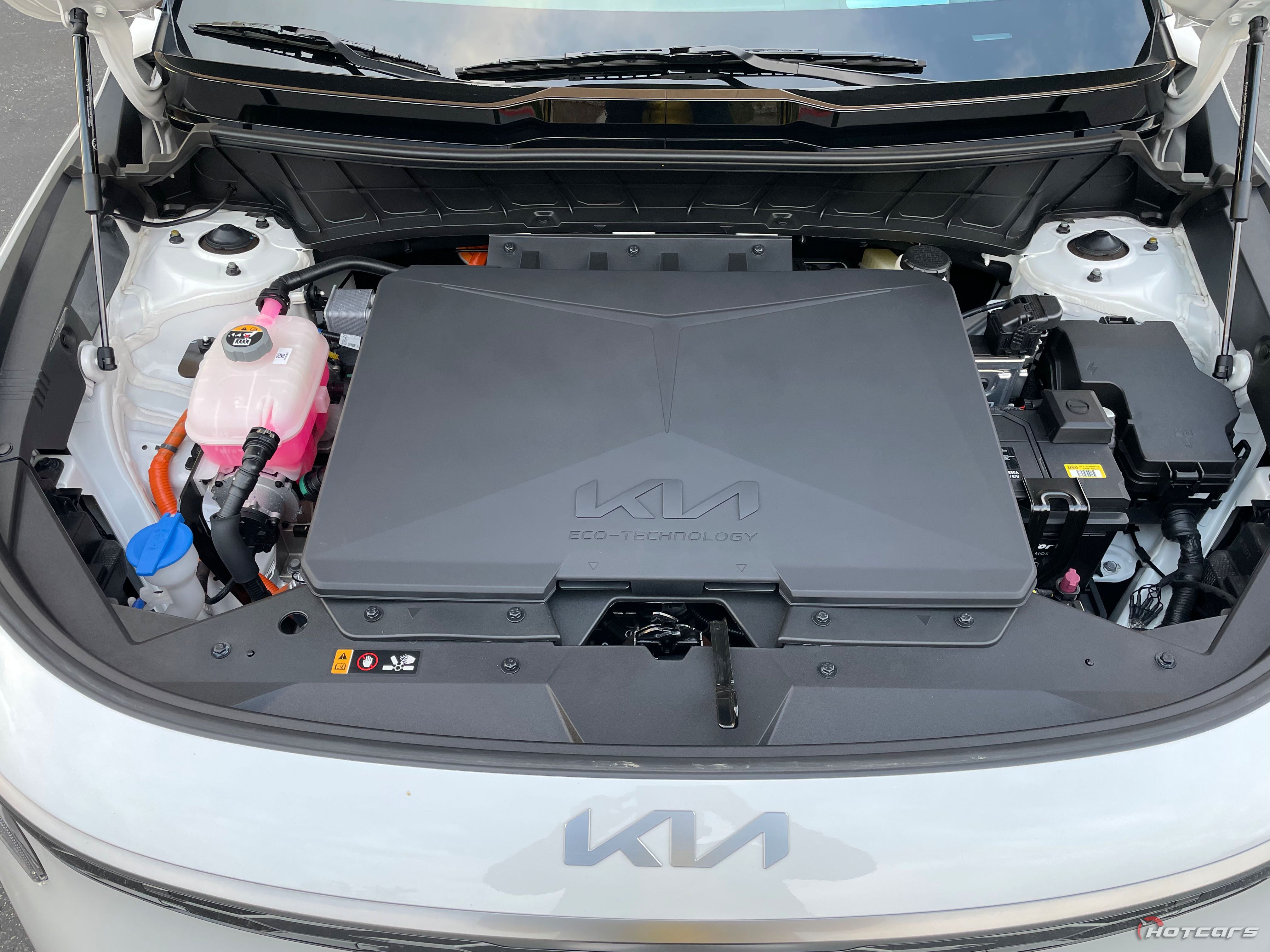 2023 Kia Niro EV Wave Review: A Stylish All-Electric Crossover With A ...