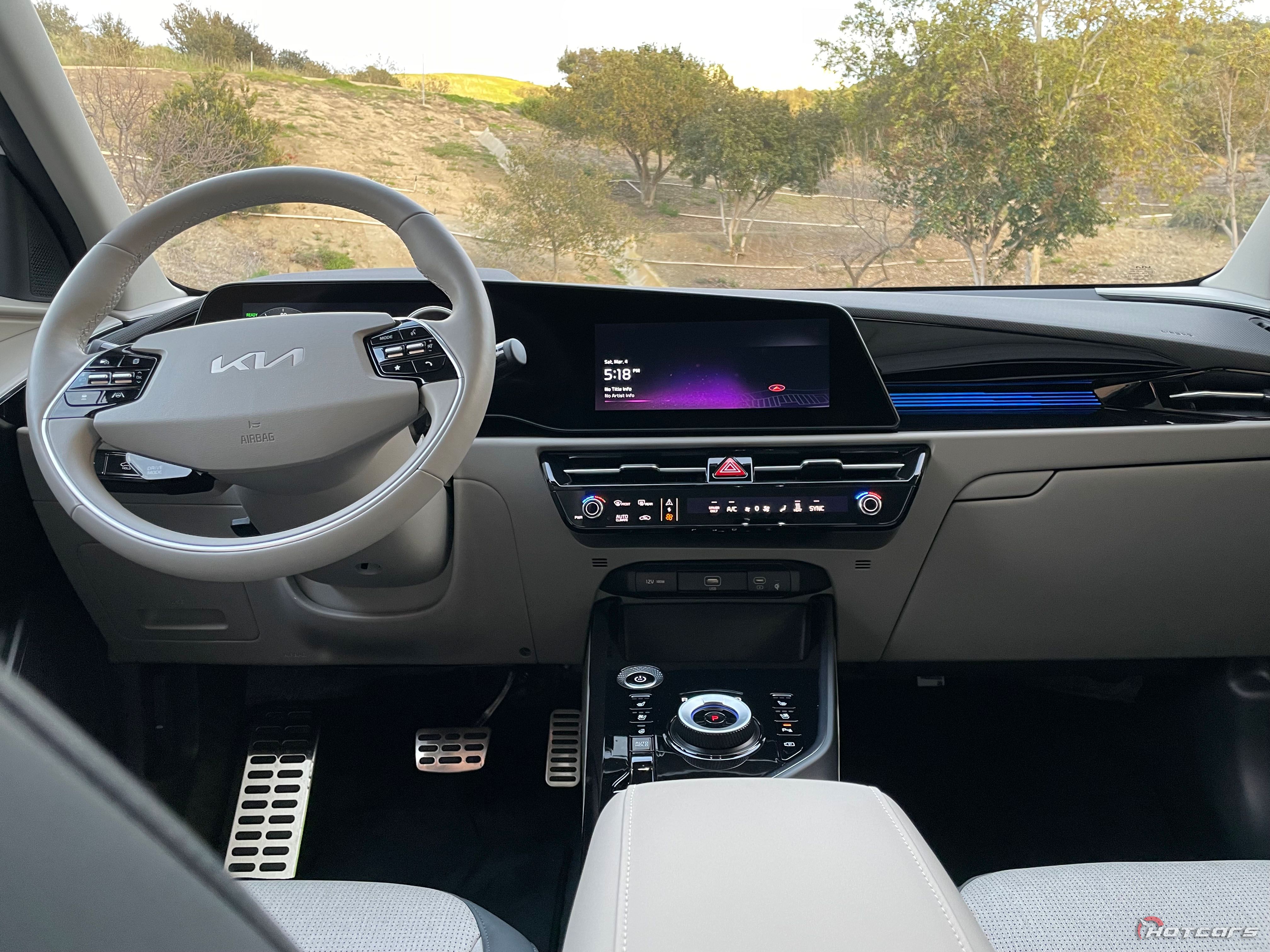 2023 Kia Niro EV Wave Review: A Stylish All-Electric Crossover With A ...