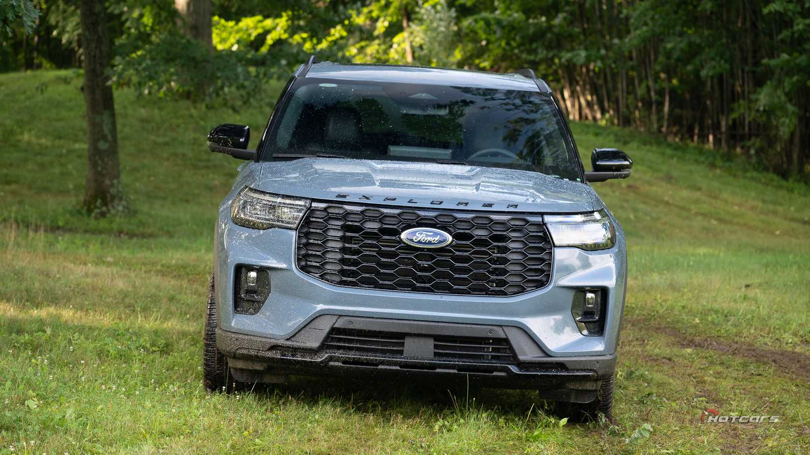 2029 Ford Explorer Redesign Confirmed After Delay, Hybrid And EV Expected