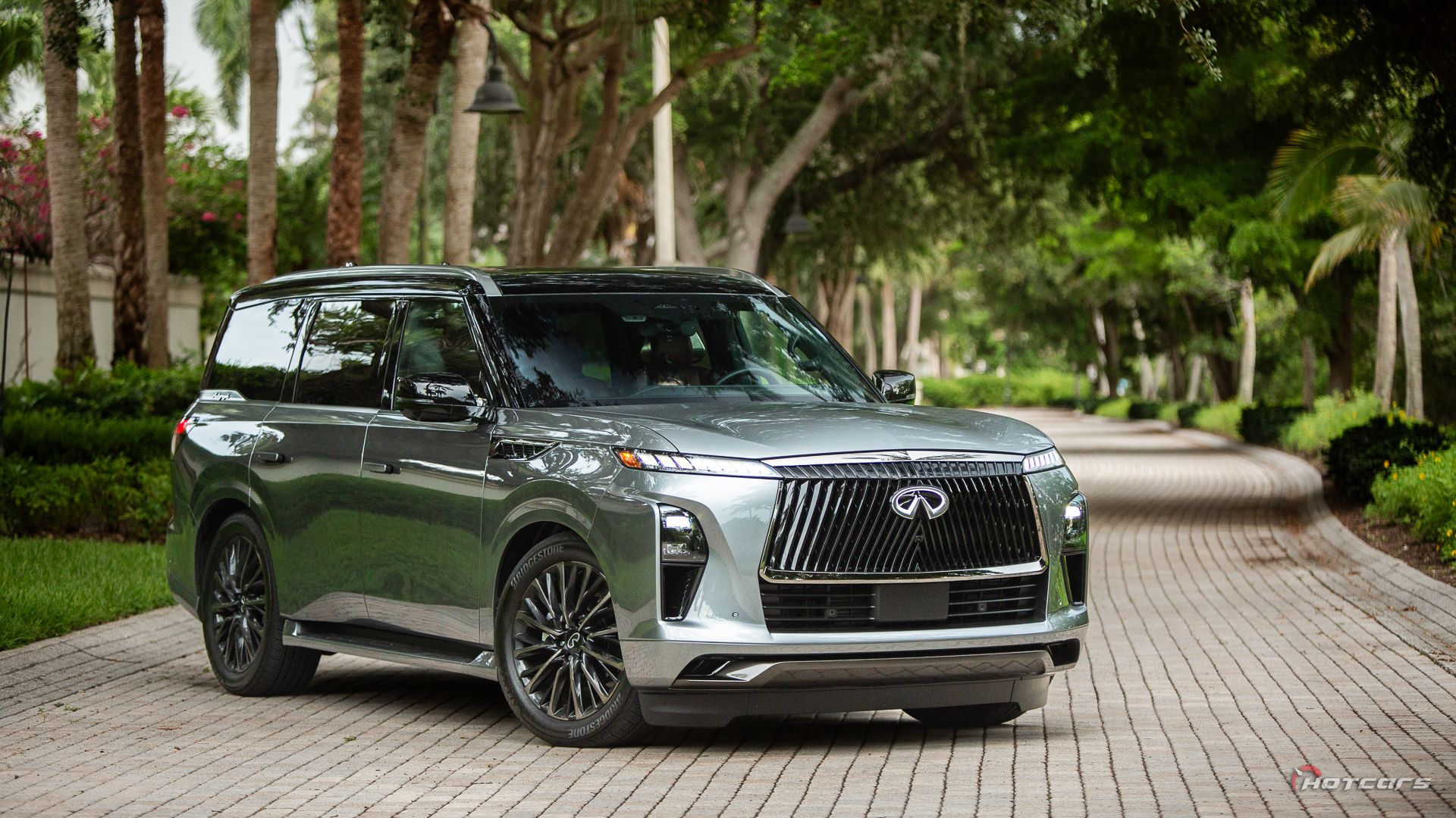 Infiniti QX80 R-Spec Pairs 1,000-HP GT-R Power With Luxury SUV Presence