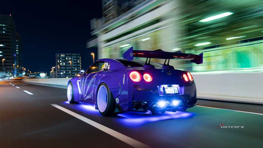 Nissan Skyline GT-R Boasts 1,200-HP RB32 And Sequential Gearbox