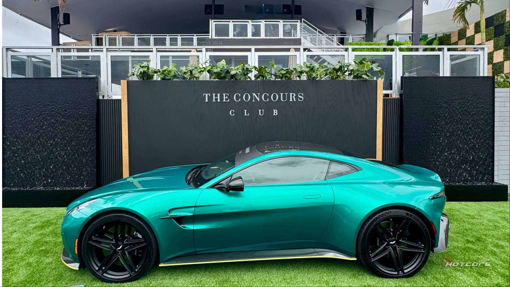Aston Martin Delays Valhalla Deliveries, Warns of $140M 2025 Loss