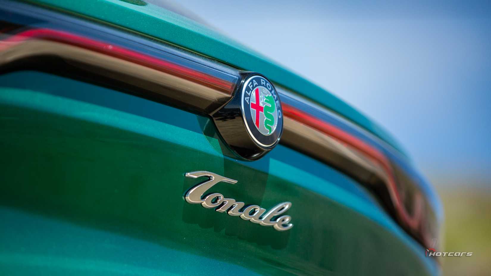 2025 Alfa Romeo Tonale Intensa Review: Price, Specs, And Style