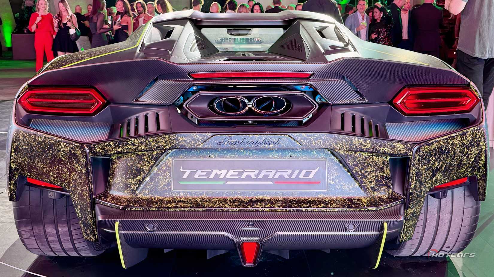 Lamborghini Debuts One-Off Temerario With 320 Hours Of Custom Paint